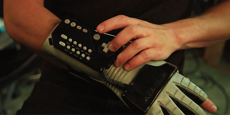 Nintendo Power Glove Turned Into Awesome Animation Tool